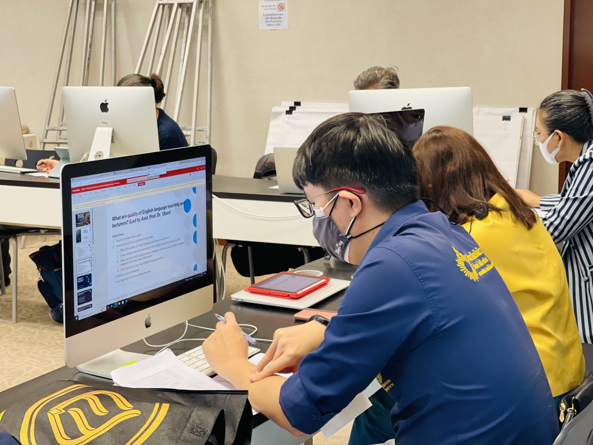 Workshop of Innovative English Language Teaching for the 21st Century and Beyond – HRD RSU